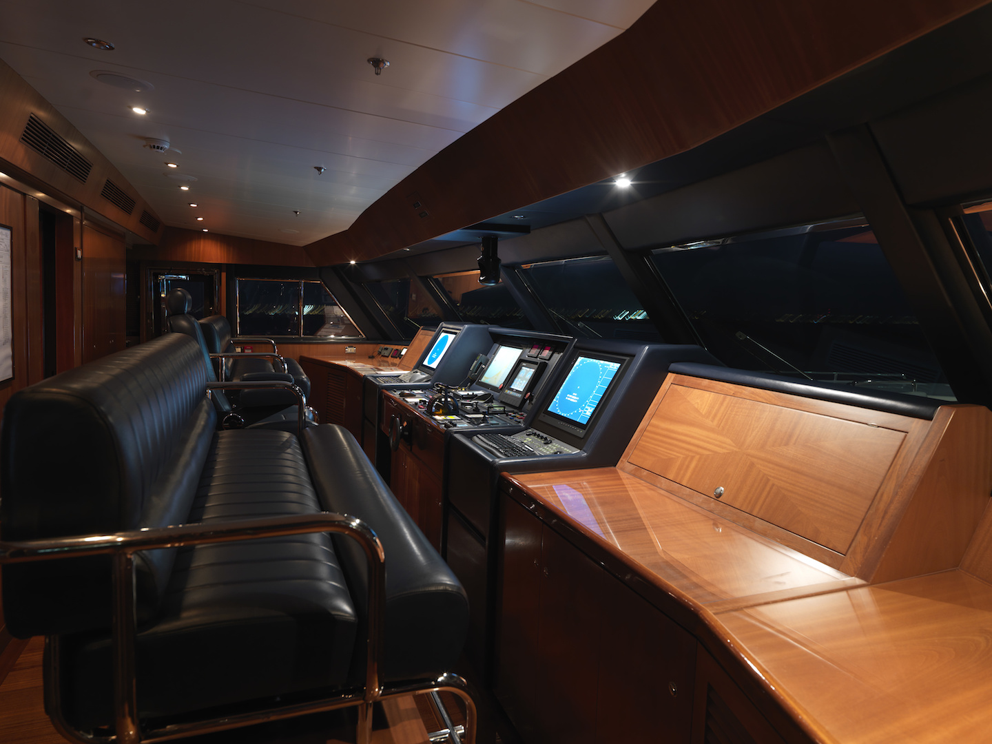 Station Image Gallery - Helm Station - Helm Station – Luxury Yacht ...